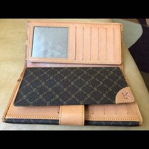 Rioni | Bags | Brand New Wallet | Poshmark